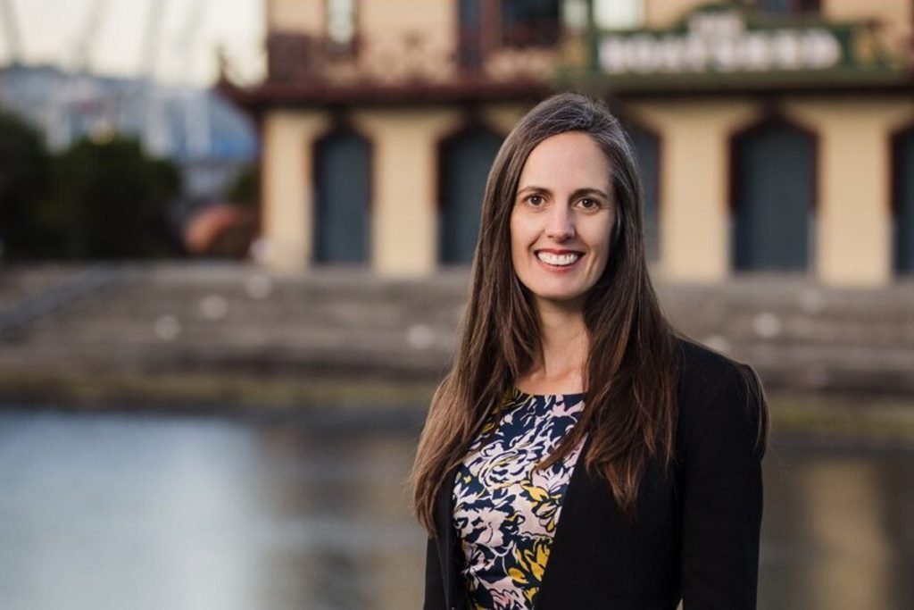 WELLINGTON WOMEN LAWYERS DIRECTORY | Sarah Cates